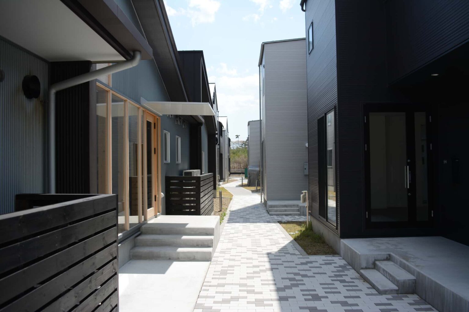 【東松島】宮城の新しいコミュニティ拠点「野蒜ケ丘サスティナブルコモンズ」に行ってみた | 1日から入れるシェアハウス「Roopt」-ループト-